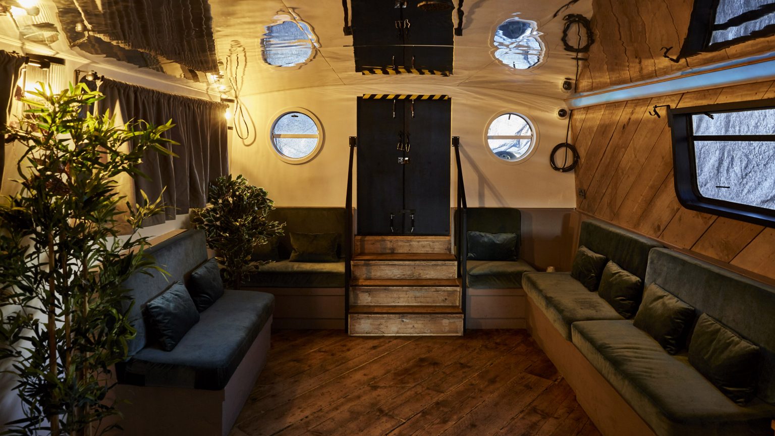 The Mary Read Canal Boat Venue @ Number90 Bar Hackney Wick – #90 ...